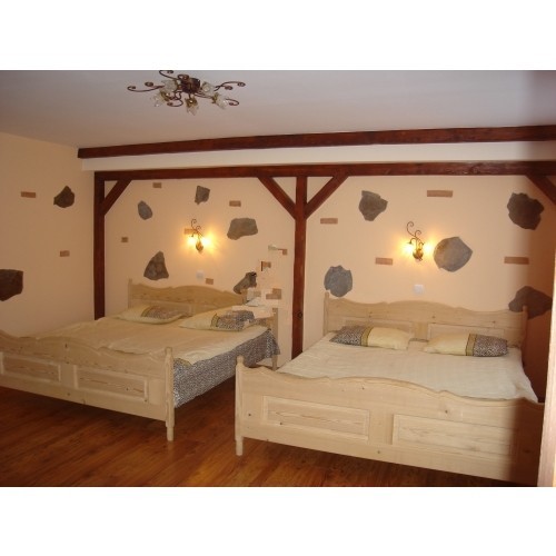 Preturi si cazare Pensiunea Dealu Morii - Pensiune in Cartisoara (Sibiu ...