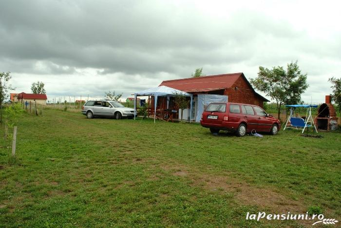 Cazare Cabanute Mihaieni la Mihaieni - Mihaieni (Satu Mare) - Maramures ...